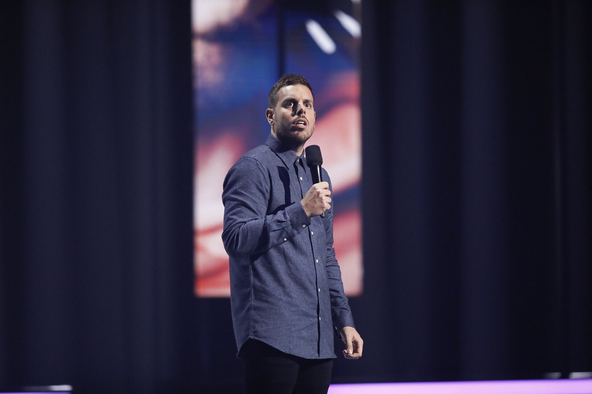 jay4 - Éklectik Média